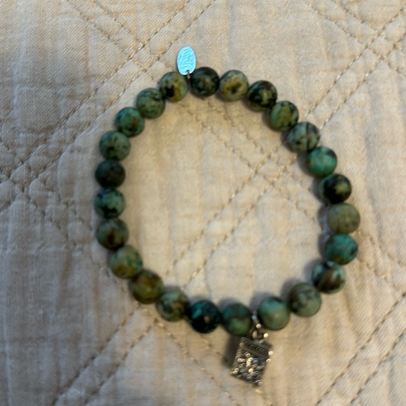 alexa’s angels | Jewelry | Alexas Angels Green Beaded Stretchy Bracelet ...